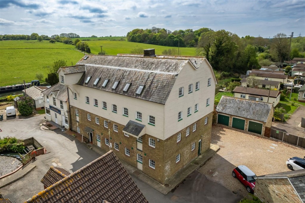 The Millhouse, Roydon Mill, Roydon, 2 bedroom, House - Townhouse